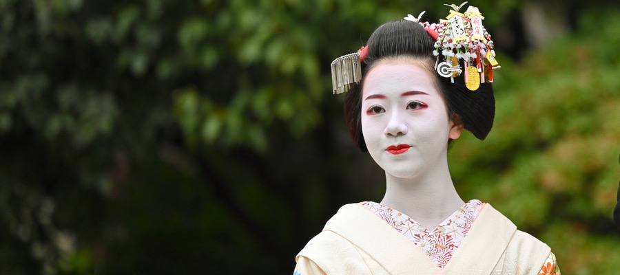 Maquillaje de una geisha - Ciudad de Otavalo